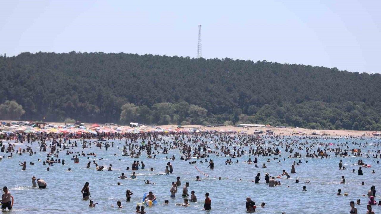 KOSKEM sezonu kapattı: Sahillerde bin 906 kişiye nefes oldular ...