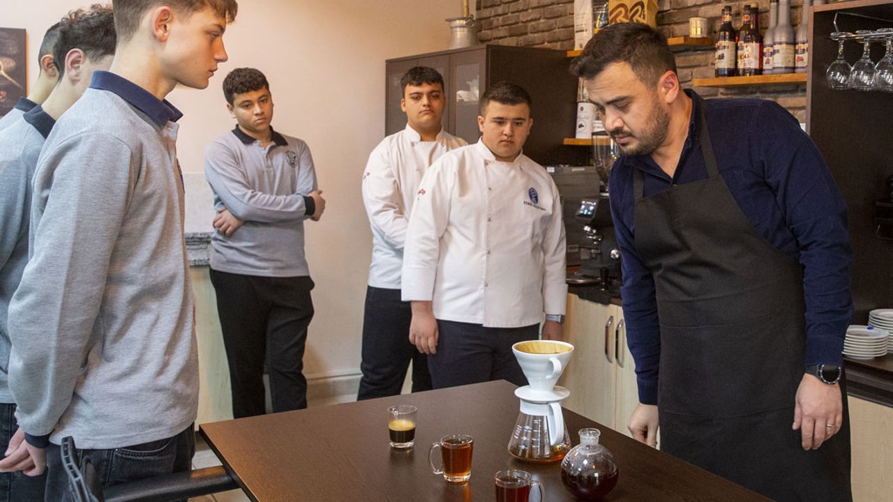 Yeni gözde kahve sektörü! Eğitimi lisede başlıyor - Köroğlu Gazetesi ...