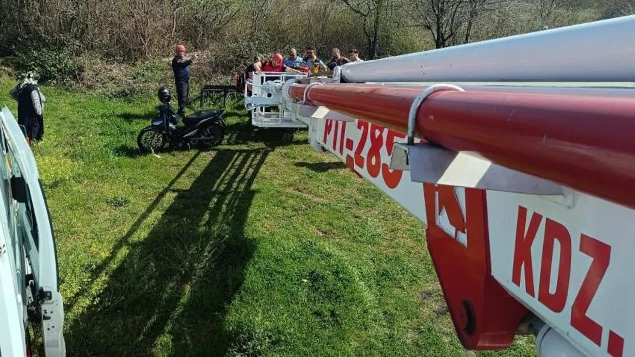 Çatıdan düşen şahıs yaşamını yitirdi - Köroğlu Gazetesi | Bolu son ...